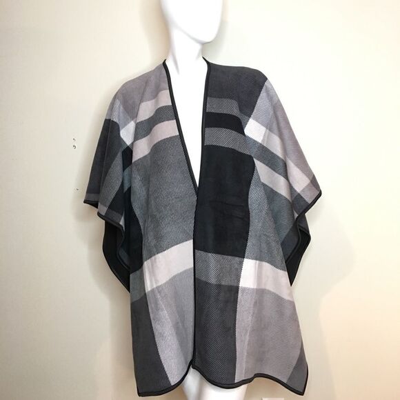 Sweaters | Ike Behar Beautiful Plaid Ponchobeigeblacklined | Poshmark